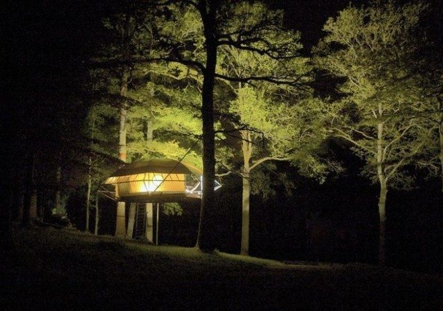 Escape to Nature with this Floating Tree House Get Away » HG