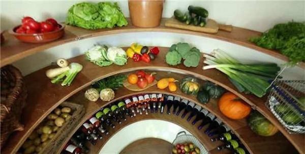 The Groundfridge: Sustainable food storage for off-grid living » HG