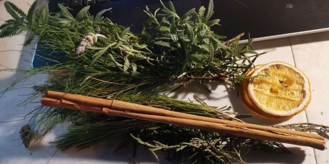 Life Changing Yule Smudge Stick Tutorial » HG